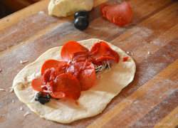 Easy Freezer Friendly Mini Stromboli | Frugal Family Home
